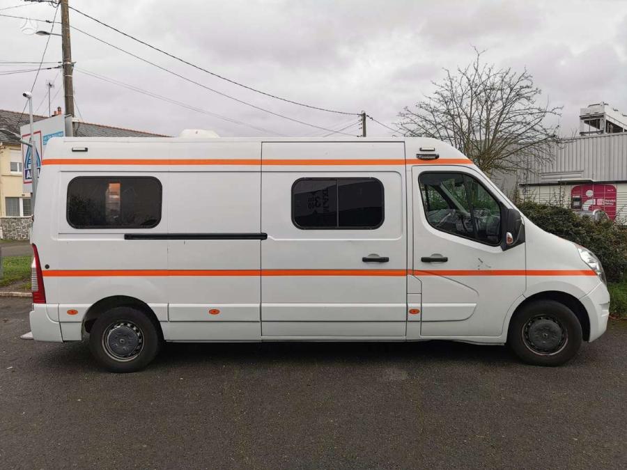 Balts Renault Master 2016 Kauņa, ar dzinēja tilpumu 2.30 L un nobraukumu 270 tūkst. km par 6300 €, foto 1 vietnē AUTOMOTO.COM.LV
