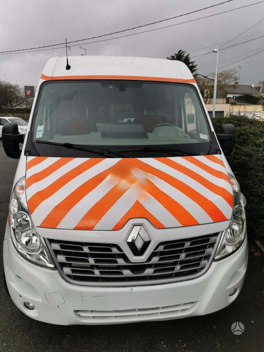 White Renault Master 2016 in Kaunas, with an engine capacity of 2.30 L and mileage of 270 thousand km for 6250 €, photo 4 on AUTOMOTO.COM.LV