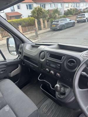 White Renault Master 2016 in Klaipeda, with an engine capacity of 2.30 L and mileage of 270 thousand km for 3350 €, photo 5 on AUTOMOTO.COM.LV