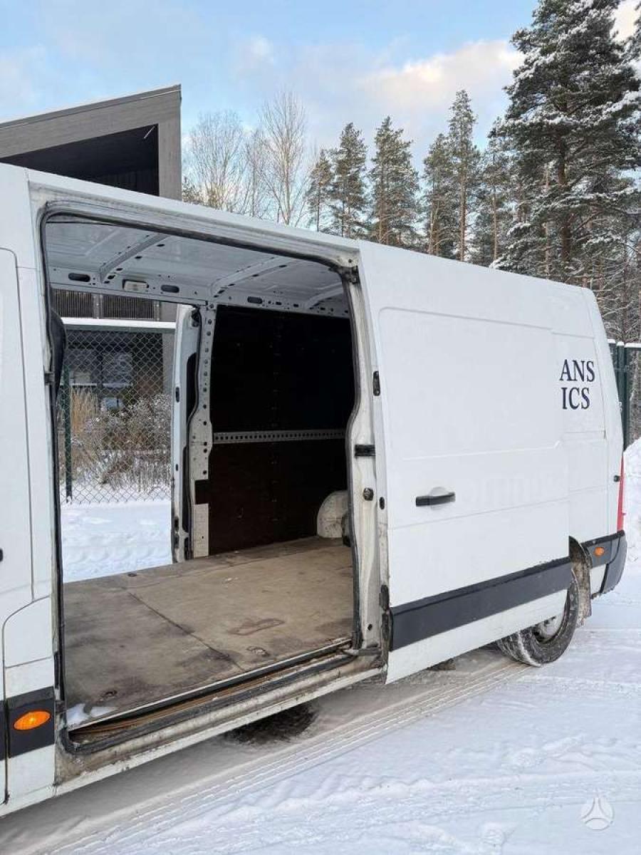 White Renault Master 2017 in Tallinn, with an engine capacity of 2.30 L and mileage of 344 thousand km for 7400 €, photo 7 on AUTOMOTO.COM.LV