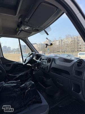 White Renault Master 2017 in Vilnius, with an engine capacity of 2.30 L and mileage of 400 thousand km for 8200 €, photo 7 on AUTOMOTO.COM.LV