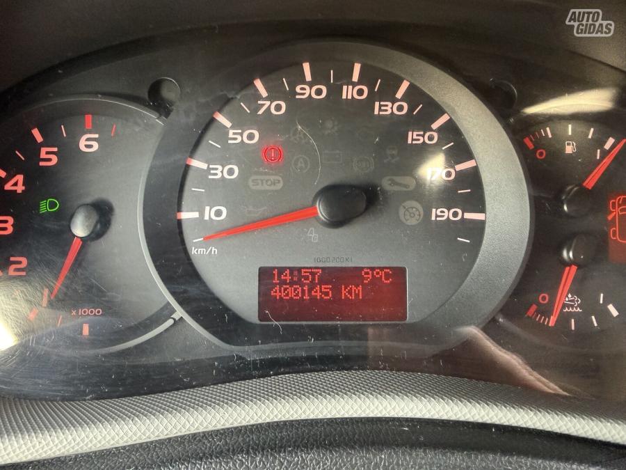 White Renault Master 2017 in Vilnius, with an engine capacity of 2.30 L and mileage of 400 thousand km for 8200 €, photo 10 on AUTOMOTO.COM.LV