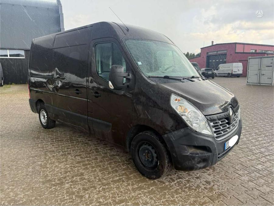 White Renault Master 2017 in Kaunas, with an engine capacity of 2.30 L and mileage of 267 thousand km for 4250 €, photo 5 on AUTOMOTO.COM.LV