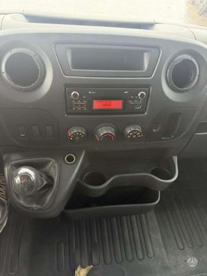 White Renault Master 2017 in Kaunas, with an engine capacity of 2.30 L and mileage of 267 thousand km for 4250 €, photo 10 on AUTOMOTO.COM.LV