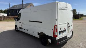 White Renault Master 2017 in Taurage, with an engine capacity of 2.30 L and mileage of 453 thousand km for 4900 €, photo 6 on AUTOMOTO.COM.LV