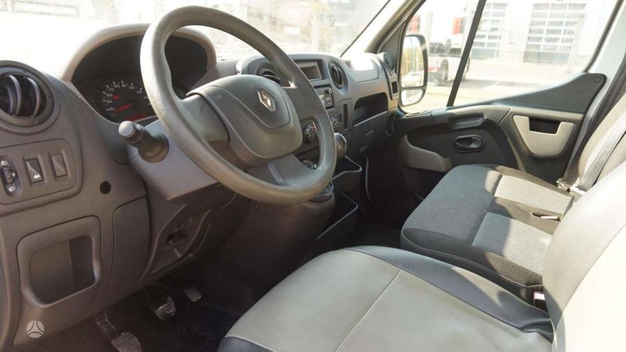 White Renault Master 2017 in Vilnius, with an engine capacity of 2.30 L and mileage of 210 thousand km for 5500 €, photo 20 on AUTOMOTO.COM.LV