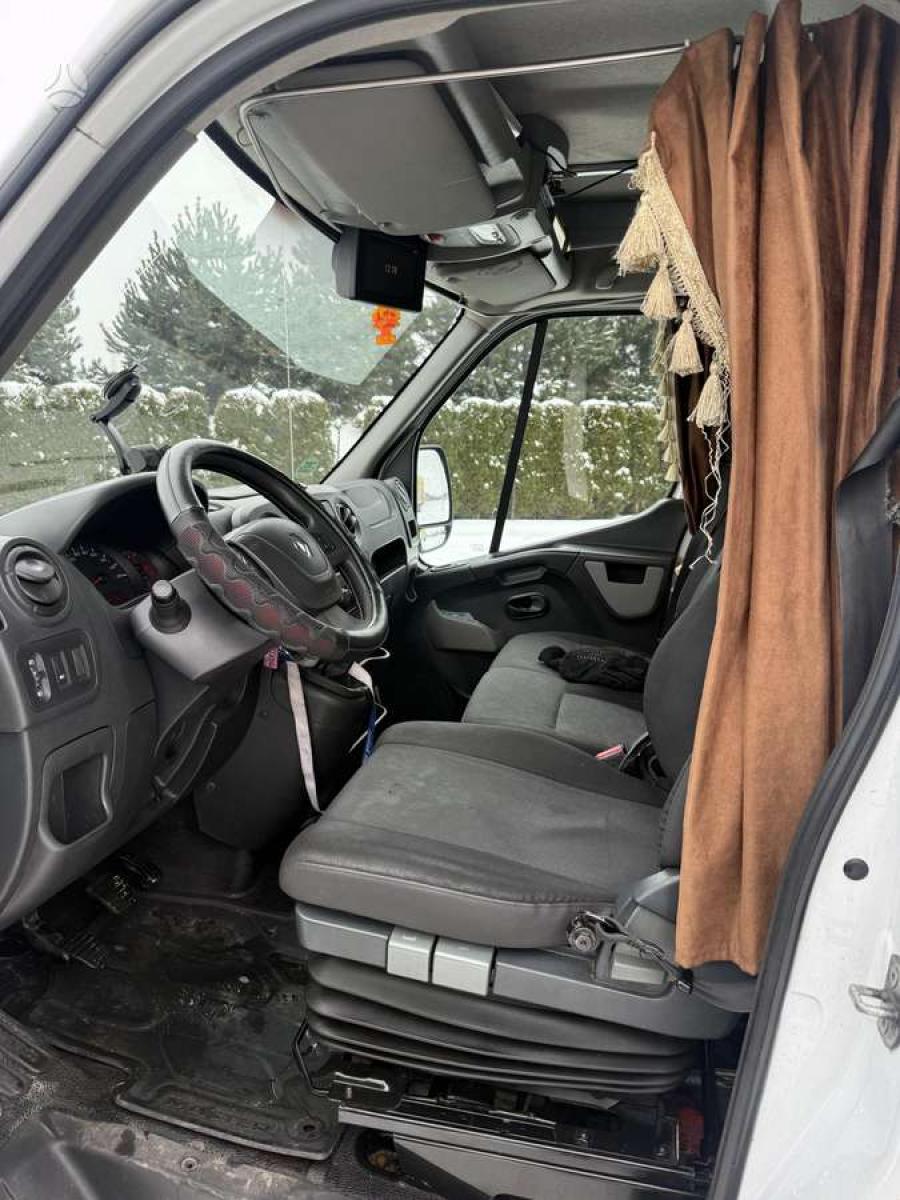 Balts Renault Master 2018 Marijampole, ar dzinēja tilpumu 2.30 L un nobraukumu 806 tūkst. km par 7500 €, foto 5 vietnē AUTOMOTO.COM.LV