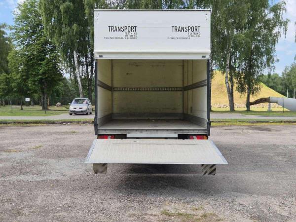 White Renault Master 2018 in Taurage, with an engine capacity of 2.30 L and mileage of 284 thousand km for 8000 €, photo 7 on AUTOMOTO.COM.LV