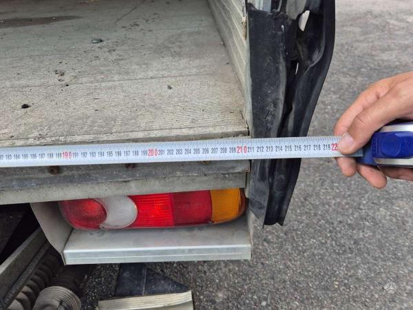White Renault Master 2018 in Taurage, with an engine capacity of 2.30 L and mileage of 284 thousand km for 8000 €, photo 10 on AUTOMOTO.COM.LV