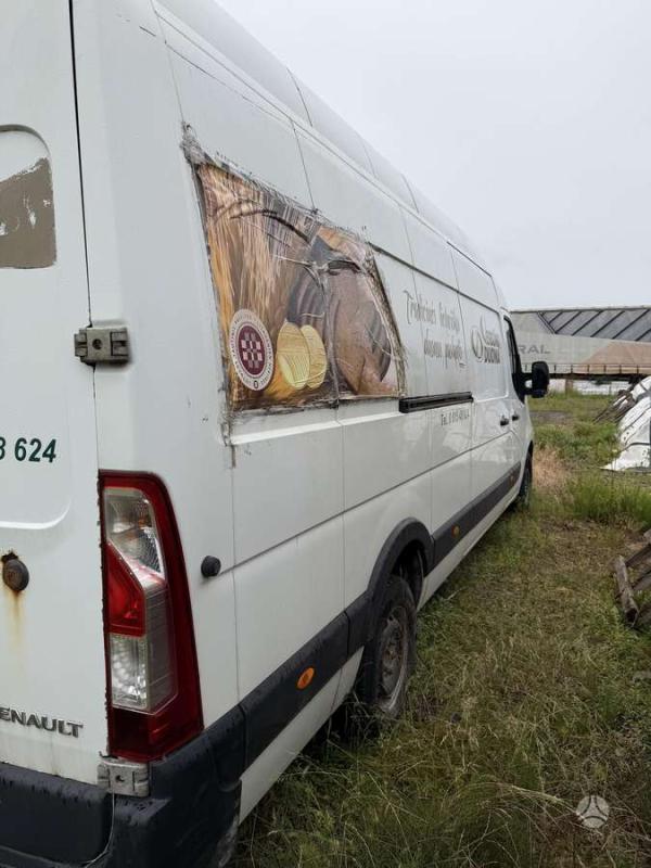 Balts Renault Master 2018 Šauļi, ar dzinēja tilpumu 2.30 L un nobraukumu 450 tūkst. km par 6900 €, foto 6 vietnē AUTOMOTO.COM.LV