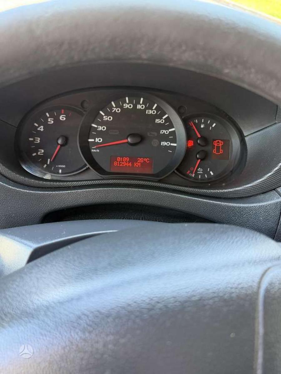 Balts Renault Master 2018 Klaipėda, ar dzinēja tilpumu 2.30 L un nobraukumu 812 tūkst. km par 8000 €, foto 5 vietnē AUTOMOTO.COM.LV