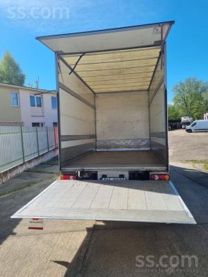 White Renault Master 2018 in Riga, with an engine capacity of 2.30 L and mileage of 315 thousand km for 15900 €, photo 6 on AUTOMOTO.COM.LV