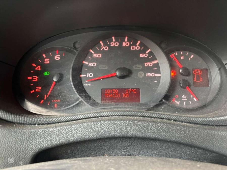 Balts Renault Master 2018 Rīga, ar dzinēja tilpumu 0.00 L un nobraukumu 555 tūkst. km par 4900 €, foto 6 vietnē AUTOMOTO.COM.LV