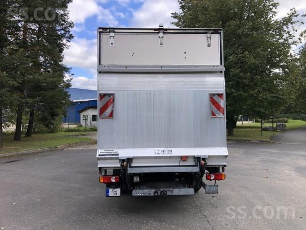Balts Renault Master 2019 Ogre, ar dzinēja tilpumu 2.30 L un nobraukumu 230 tūkst. km par 15950 €, foto 4 vietnē AUTOMOTO.COM.LV