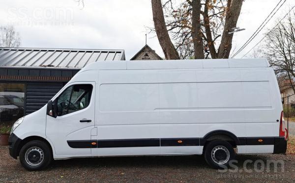White Renault Master 2019 in Riga, with an engine capacity of 2.30 L and mileage of 0 thousand km for 18029 €, photo 9 on AUTOMOTO.COM.LV