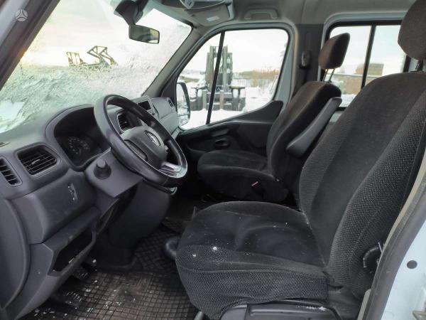 White Renault Master 2019 in Siauliai, with an engine capacity of 0.00 L and mileage of 115 thousand km for 10750 €, photo 10 on AUTOMOTO.COM.LV