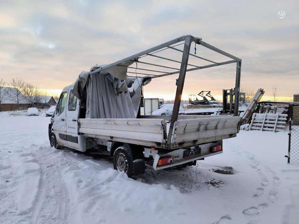 White Renault Master 2019 in Siauliai, with an engine capacity of 2.30 L and mileage of 115 thousand km for 10750 €, photo 4 on AUTOMOTO.COM.LV