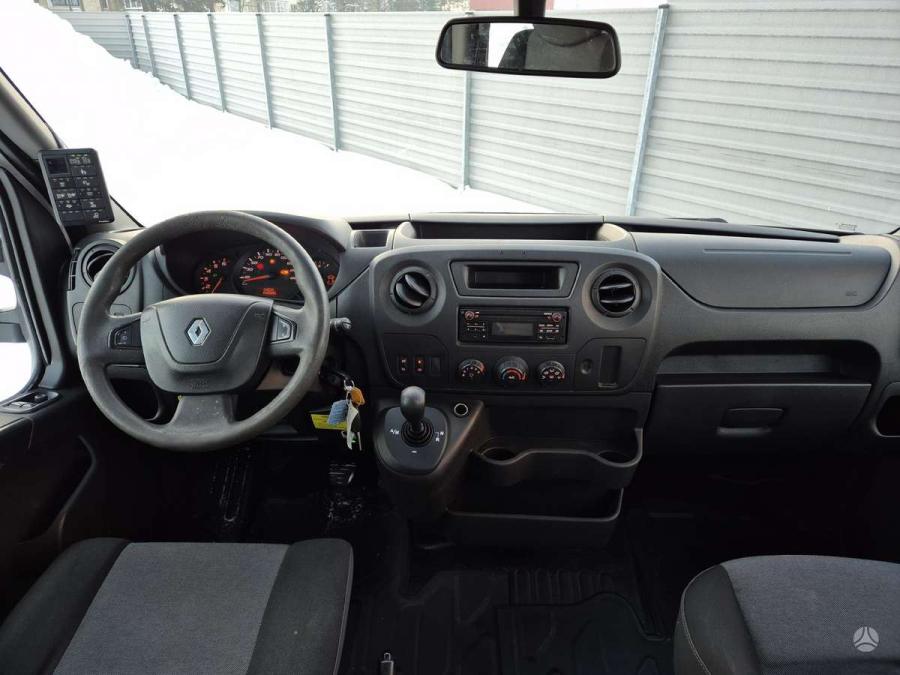 White Renault Master 2019 in Panevezys, with an engine capacity of 2.30 L and mileage of 440 thousand km for 8100 €, photo 11 on AUTOMOTO.COM.LV