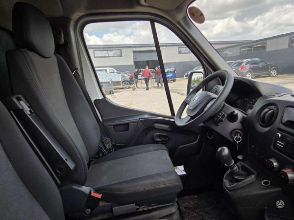 White Renault Master 2019 in Vilnius, with an engine capacity of 0.00 L and mileage of 680 thousand km for 6500 €, photo 3 on AUTOMOTO.COM.LV
