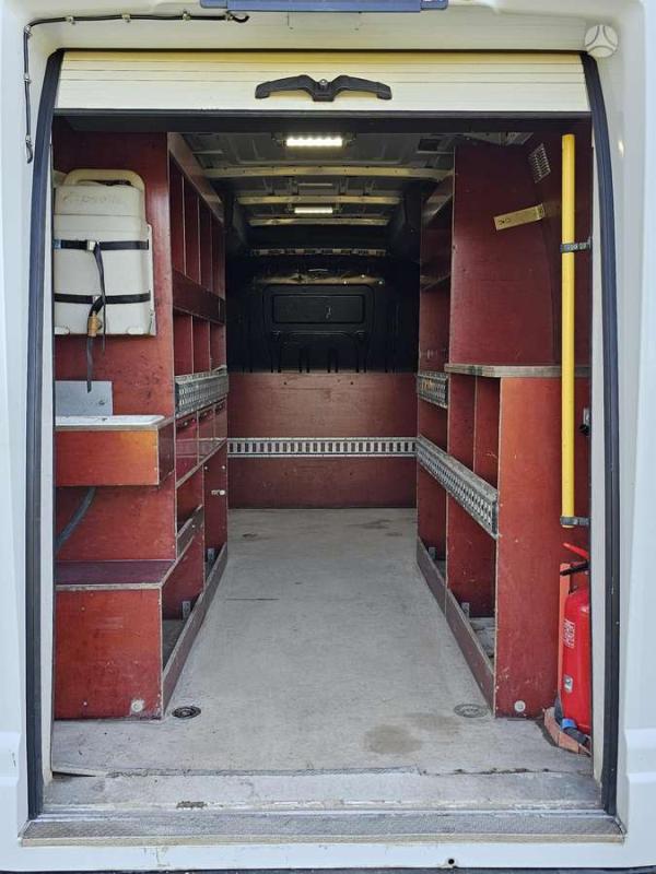 White Renault Master 2019 in Vilnius, with an engine capacity of 2.30 L and mileage of 187 thousand km for 10900 €, photo 6 on AUTOMOTO.COM.LV