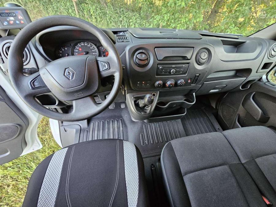 Balts Renault Master 2019 Viļņa, ar dzinēja tilpumu 2.30 L un nobraukumu 187 tūkst. km par 10900 €, foto 9 vietnē AUTOMOTO.COM.LV