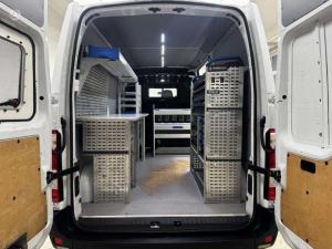 White Renault Master 2019 in Radviliskis, with an engine capacity of 2.30 L and mileage of 158 thousand km for 18089 €, photo  on AUTOMOTO.COM.LV