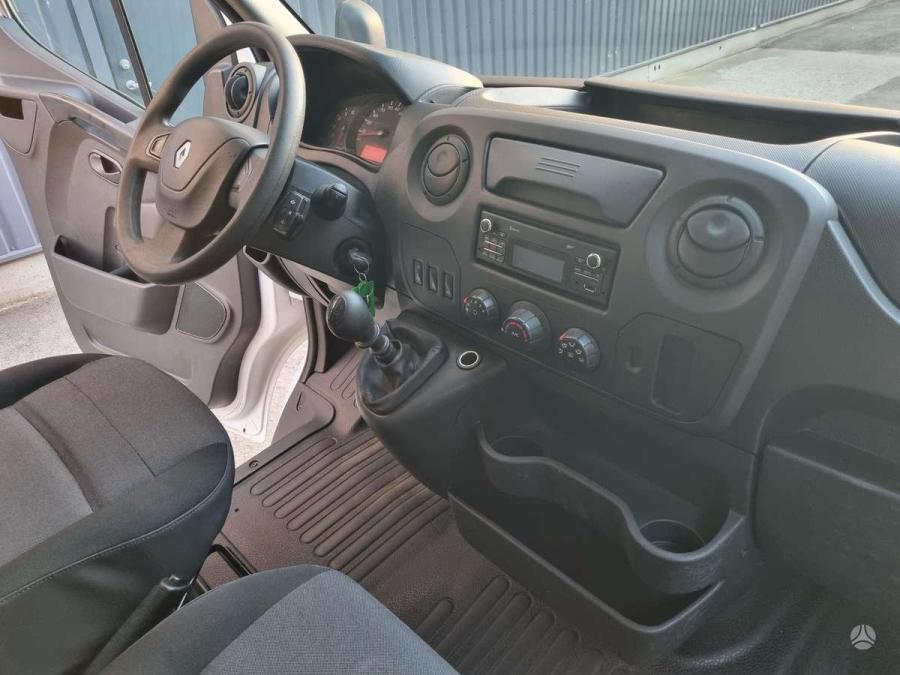 Balts Renault Master 2019 Kauņa, ar dzinēja tilpumu 2.30 L un nobraukumu 242 tūkst. km par 15500 €, foto 28 vietnē AUTOMOTO.COM.LV
