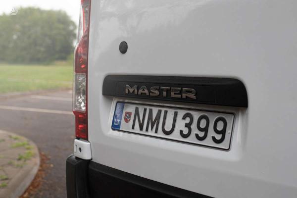 White Renault Master 2019 in Kaunas, with an engine capacity of 2.30 L and mileage of 171 thousand km for 12500 €, photo 8 on AUTOMOTO.COM.LV