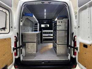 White Renault Master 2019 in Radviliskis, with an engine capacity of 2.30 L and mileage of 158 thousand km for 18089 €, photo  on AUTOMOTO.COM.LV
