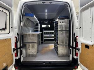 Balts Renault Master 2019 Radviliškis, ar dzinēja tilpumu 2.30 L un nobraukumu 158 tūkst. km par 18089 €, foto  vietnē AUTOMOTO.COM.LV