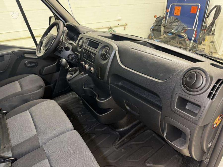 Balts Renault Master 2019 Radviliškis, ar dzinēja tilpumu 2.30 L un nobraukumu 158 tūkst. km par 18089 €, foto 18 vietnē AUTOMOTO.COM.LV
