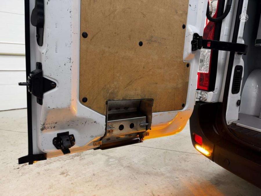 Balts Renault Master 2019 Radviliškis, ar dzinēja tilpumu 2.30 L un nobraukumu 158 tūkst. km par 18089 €, foto 29 vietnē AUTOMOTO.COM.LV