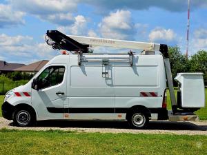 White Renault Master 2019 in Taurage, with an engine capacity of 2.30 L and mileage of 141 thousand km for 16500 €, photo 6 on AUTOMOTO.COM.LV