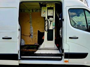 White Renault Master 2019 in Taurage, with an engine capacity of 2.30 L and mileage of 141 thousand km for 16500 €, photo 16 on AUTOMOTO.COM.LV