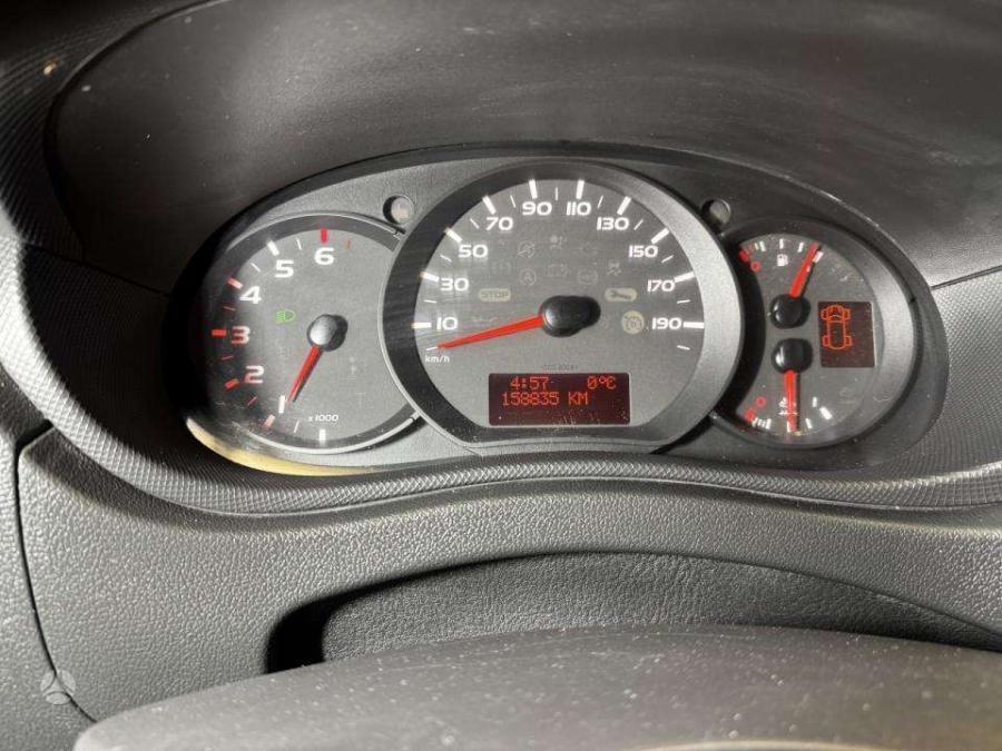 White Renault Master 2019 in Radviliskis, with an engine capacity of 2.30 L and mileage of 158 thousand km for 18089 €, photo 13 on AUTOMOTO.COM.LV