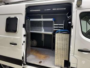 White Renault Master 2019 in Radviliskis, with an engine capacity of 2.30 L and mileage of 158 thousand km for 18089 €, photo 20 on AUTOMOTO.COM.LV