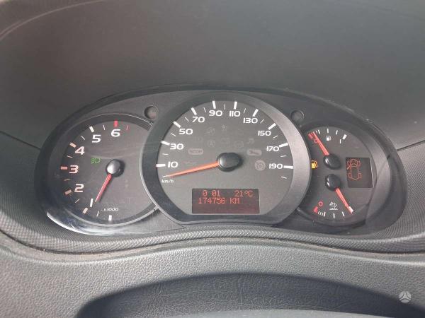 Balts Renault Master 2019 Kauņa, ar dzinēja tilpumu 2.30 L un nobraukumu 175 tūkst. km par 10300 €, foto 7 vietnē AUTOMOTO.COM.LV
