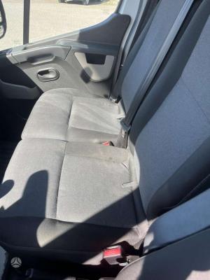 Balts Renault Master 2019 Tauragė, ar dzinēja tilpumu 2.30 L un nobraukumu 345 tūkst. km par 7900 €, foto 21 vietnē AUTOMOTO.COM.LV