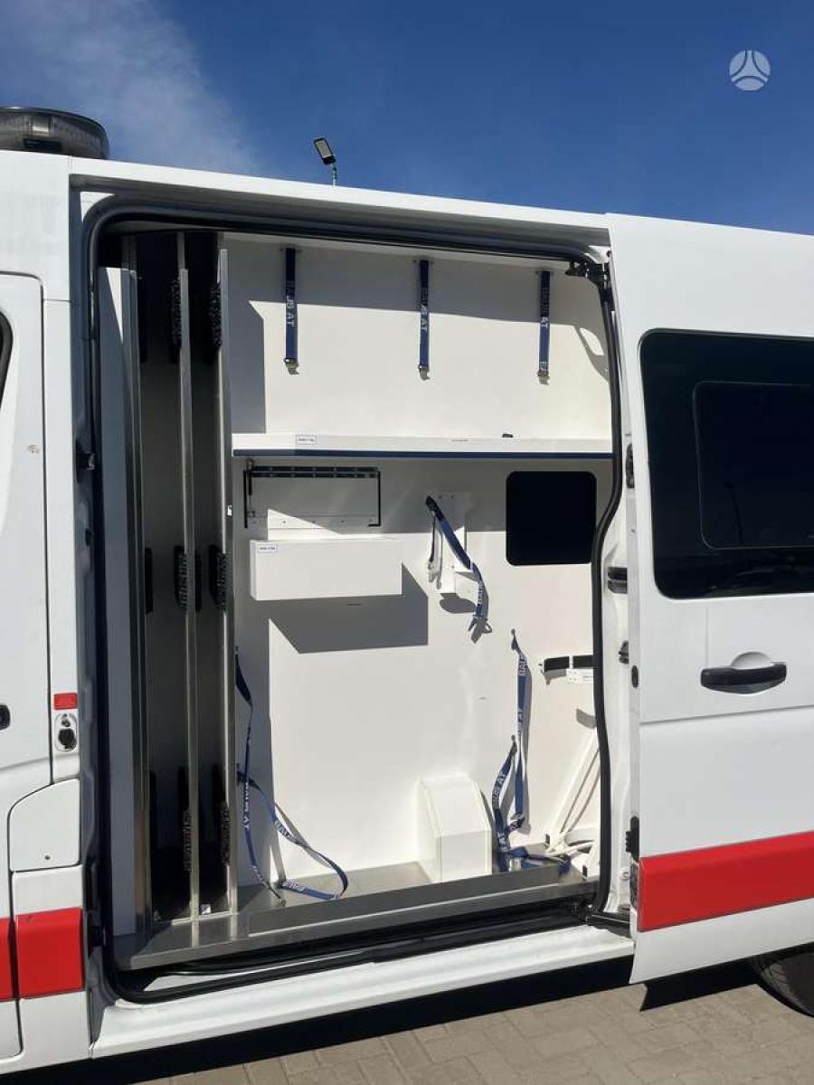 Balts Renault Master 2019 Tauragė, ar dzinēja tilpumu 2.30 L un nobraukumu 345 tūkst. km par 7900 €, foto 23 vietnē AUTOMOTO.COM.LV