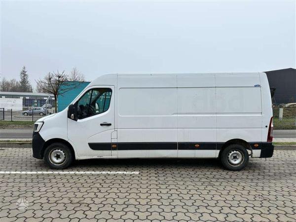 White Renault Master 2020 in Vilnius, with an engine capacity of 2.30 L and mileage of 98 thousand km for 7000 €, photo 1 on AUTOMOTO.COM.LV