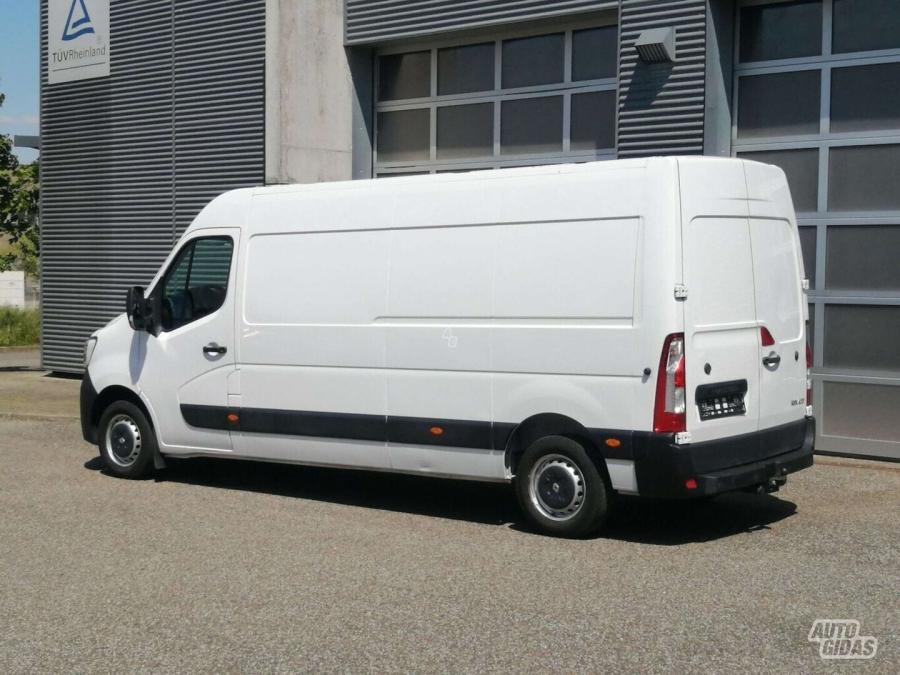 White Renault Master 2020 in Kaunas, with an engine capacity of 2.30 L and mileage of 50 thousand km for 26932 €, photo 4 on AUTOMOTO.COM.LV