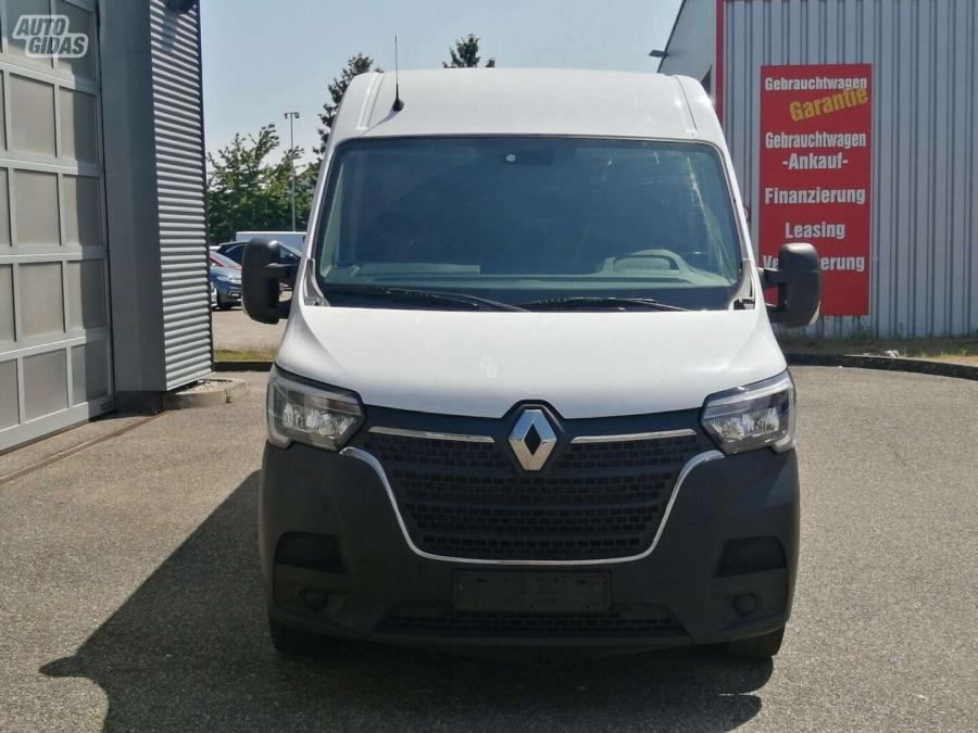 White Renault Master 2020 in Kaunas, with an engine capacity of 2.30 L and mileage of 50 thousand km for 26932 €, photo 7 on AUTOMOTO.COM.LV