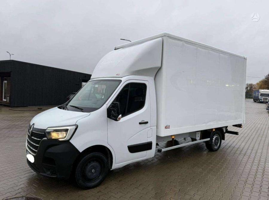 White Renault Master 2020 in Kaunas, with an engine capacity of 2.30 L and mileage of 228 thousand km for 12300 €, photo 3 on AUTOMOTO.COM.LV
