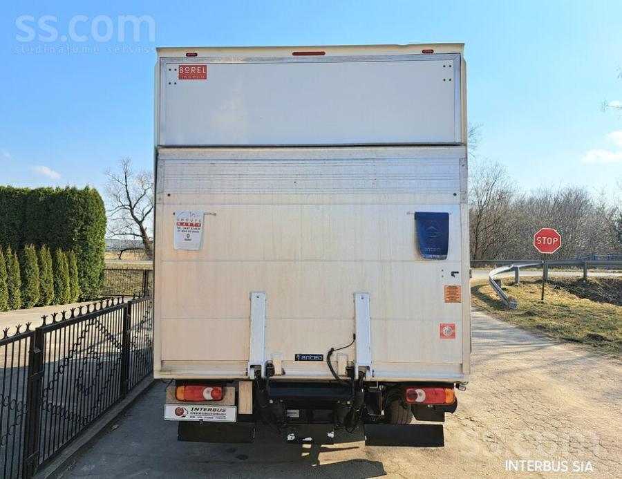 White Renault Master 2020 in Riga, with an engine capacity of 2.30 L and mileage of 0 thousand km for 22869 €, photo 29 on AUTOMOTO.COM.LV