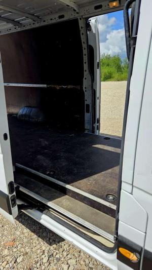 White Renault Master 2020 in Siauliai, with an engine capacity of 2.30 L and mileage of 315 thousand km for 10700 €, photo 15 on AUTOMOTO.COM.LV