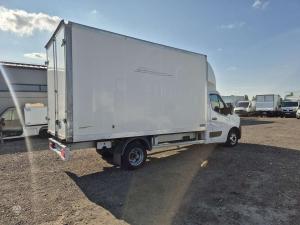White Renault Master 2020 in Kaunas, with an engine capacity of 2.30 L and mileage of 187 thousand km for 14220 €, photo 5 on AUTOMOTO.COM.LV