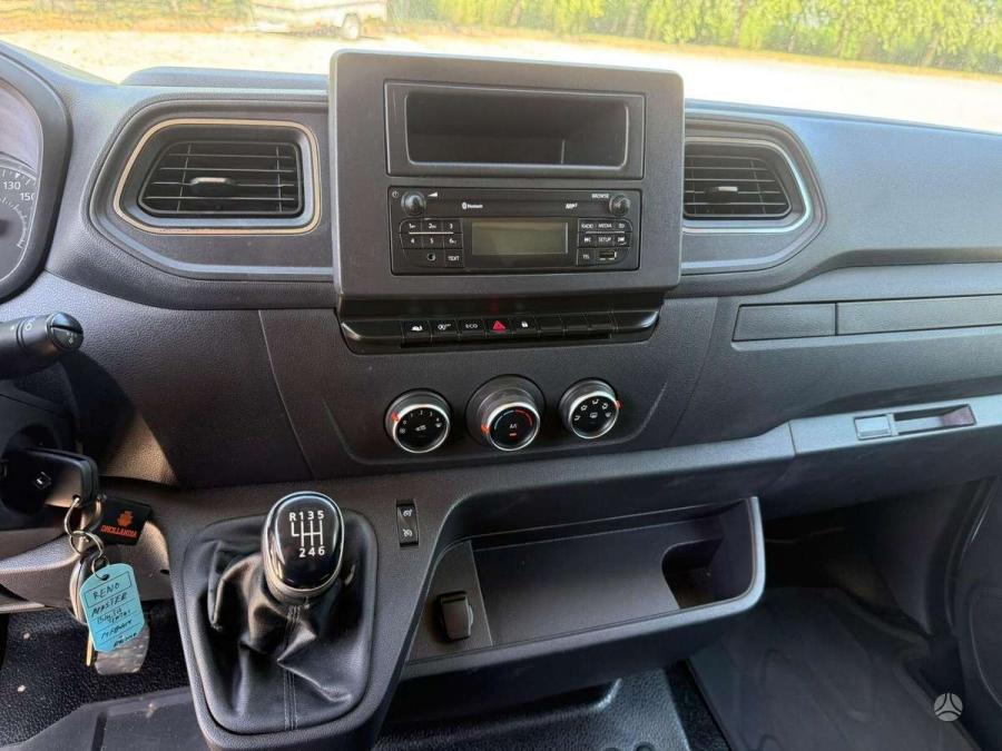 White Renault Master 2020 in Klaipeda, with an engine capacity of 2.30 L and mileage of 0 thousand km for 13500 €, photo 15 on AUTOMOTO.COM.LV