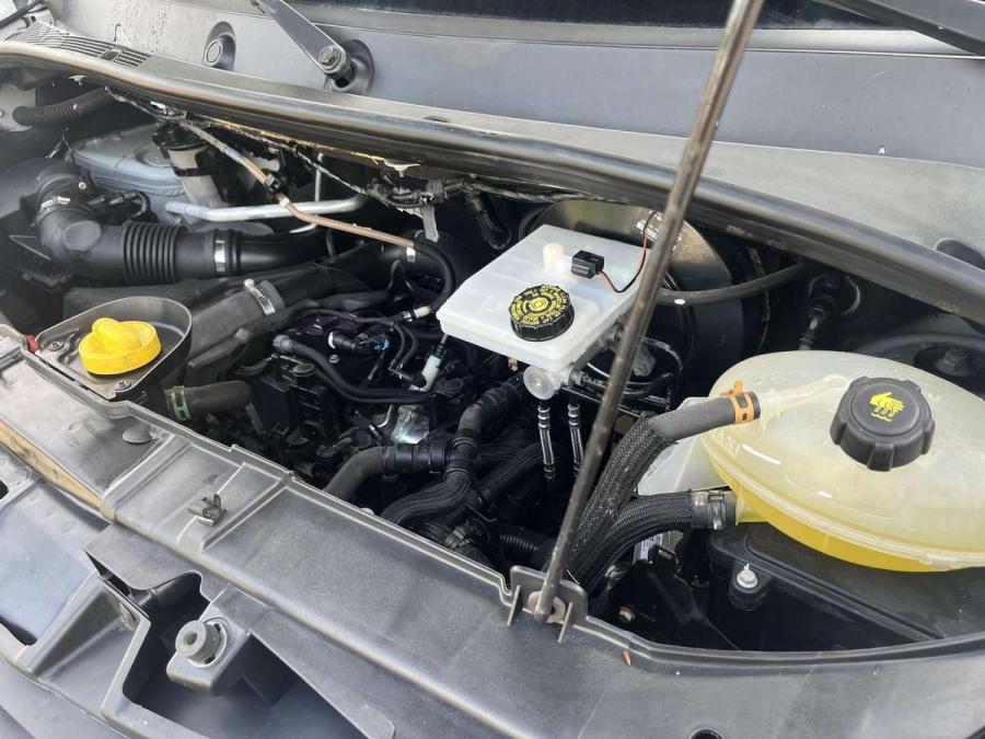 Balts Renault Master 2020 Alīta, ar dzinēja tilpumu 2.30 L un nobraukumu 150 tūkst. km par 14999 €, foto 21 vietnē AUTOMOTO.COM.LV