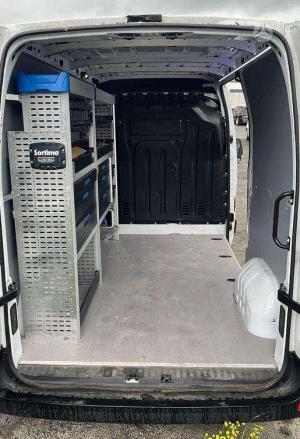White Renault Master 2020 in Vilnius, with an engine capacity of 2.30 L and mileage of 99 thousand km for 18029 €, photo 6 on AUTOMOTO.COM.LV