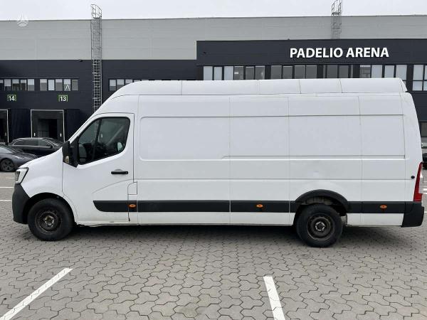 White Renault Master 2021 in Vilnius, with an engine capacity of 2.30 L and mileage of 248 thousand km for 11495 €, photo 5 on AUTOMOTO.COM.LV
